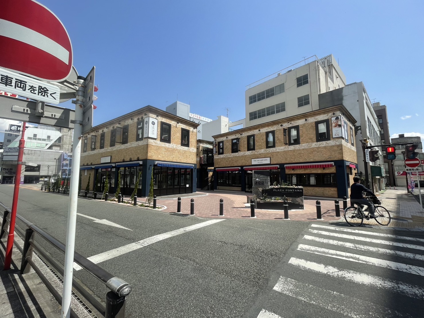 富士急だったところ、もうできてる。名前は「Plaza Fontana-Numazu Station-」だそう。(沼津市大手町) : 沼津つーしん