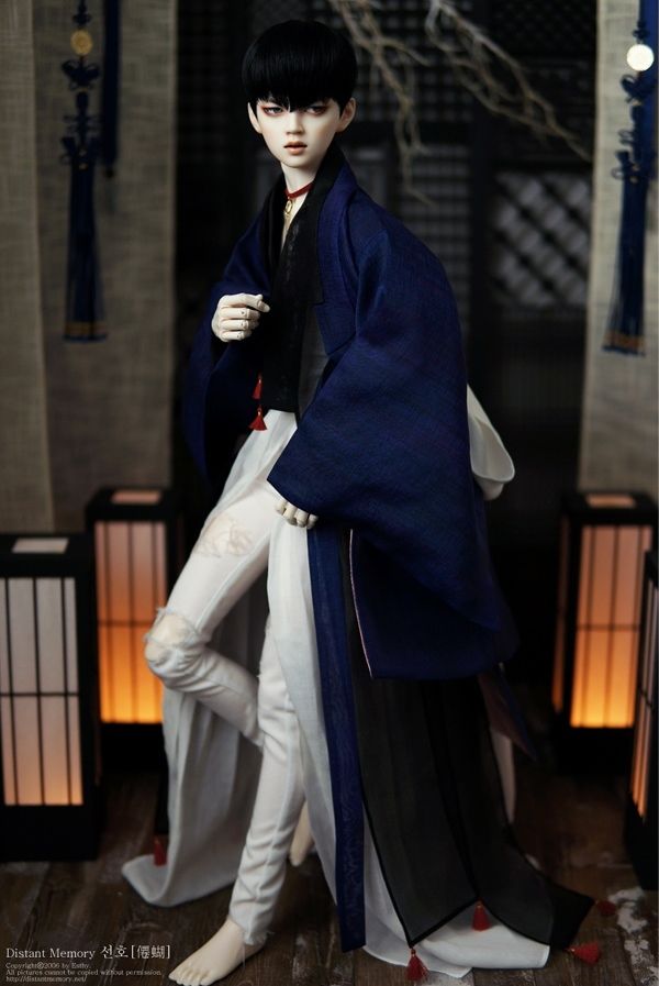 沼からの呼び声 海外製キャストドール情報:Nobility Doll