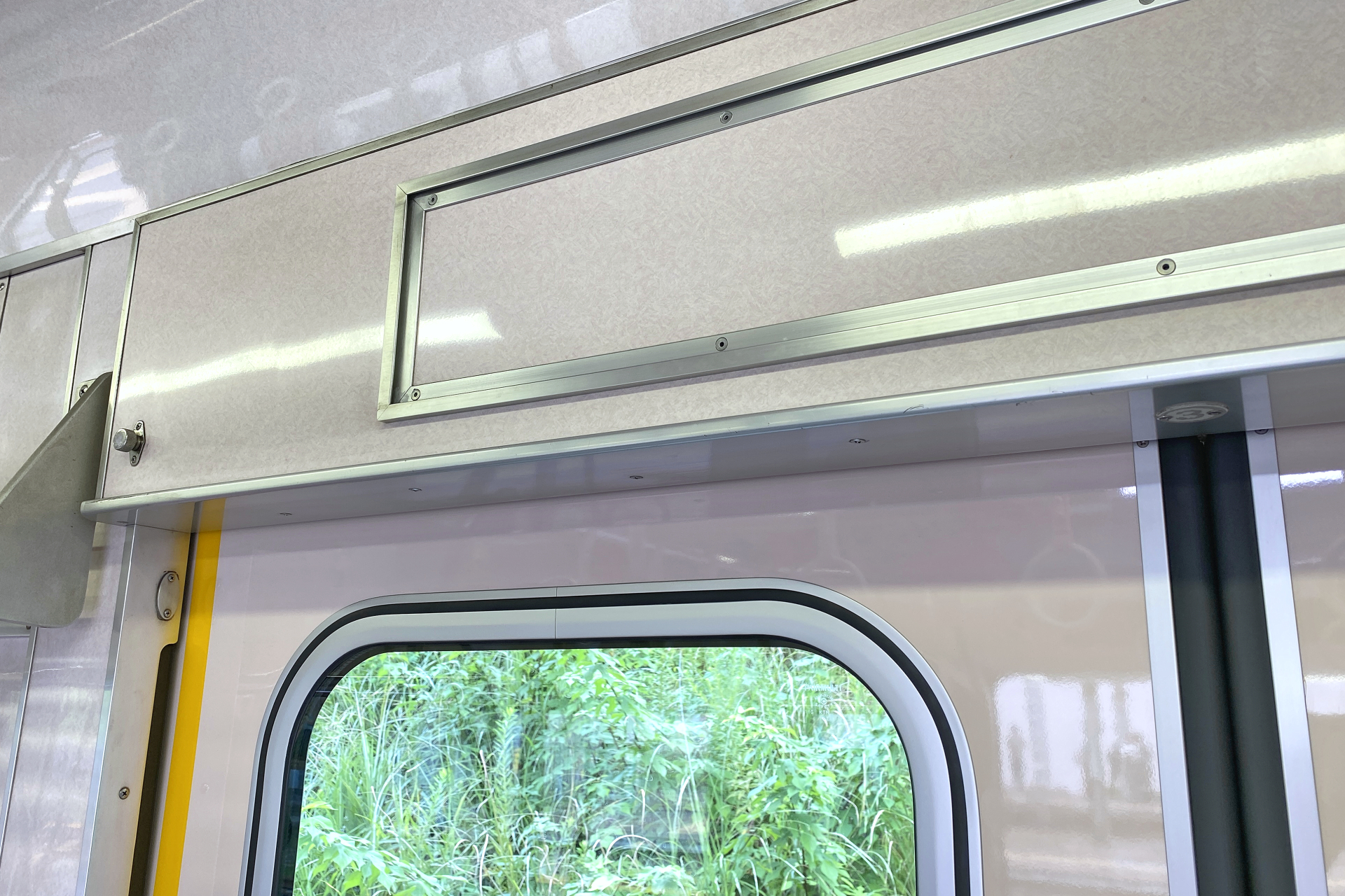 小田急2000形の2052Fでドア交換が行われたのはどんな意味を持つのか : Odapedia ～小田急のファンブログ～