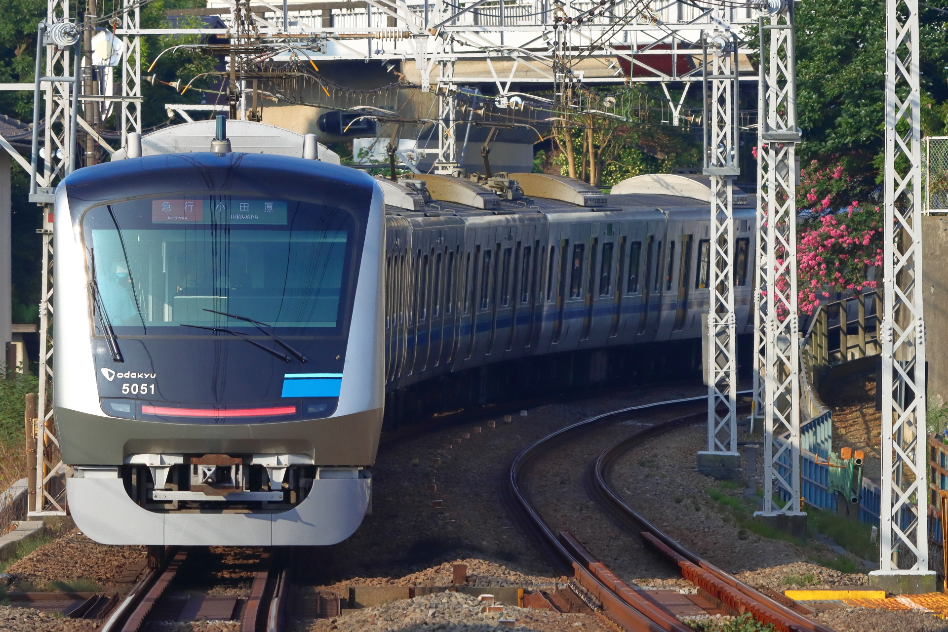 営業運転の開始から5年が経過 登場時は文字が小さかった小田急5000形のLED表示器 : Odapedia ～小田急のファンブログ～