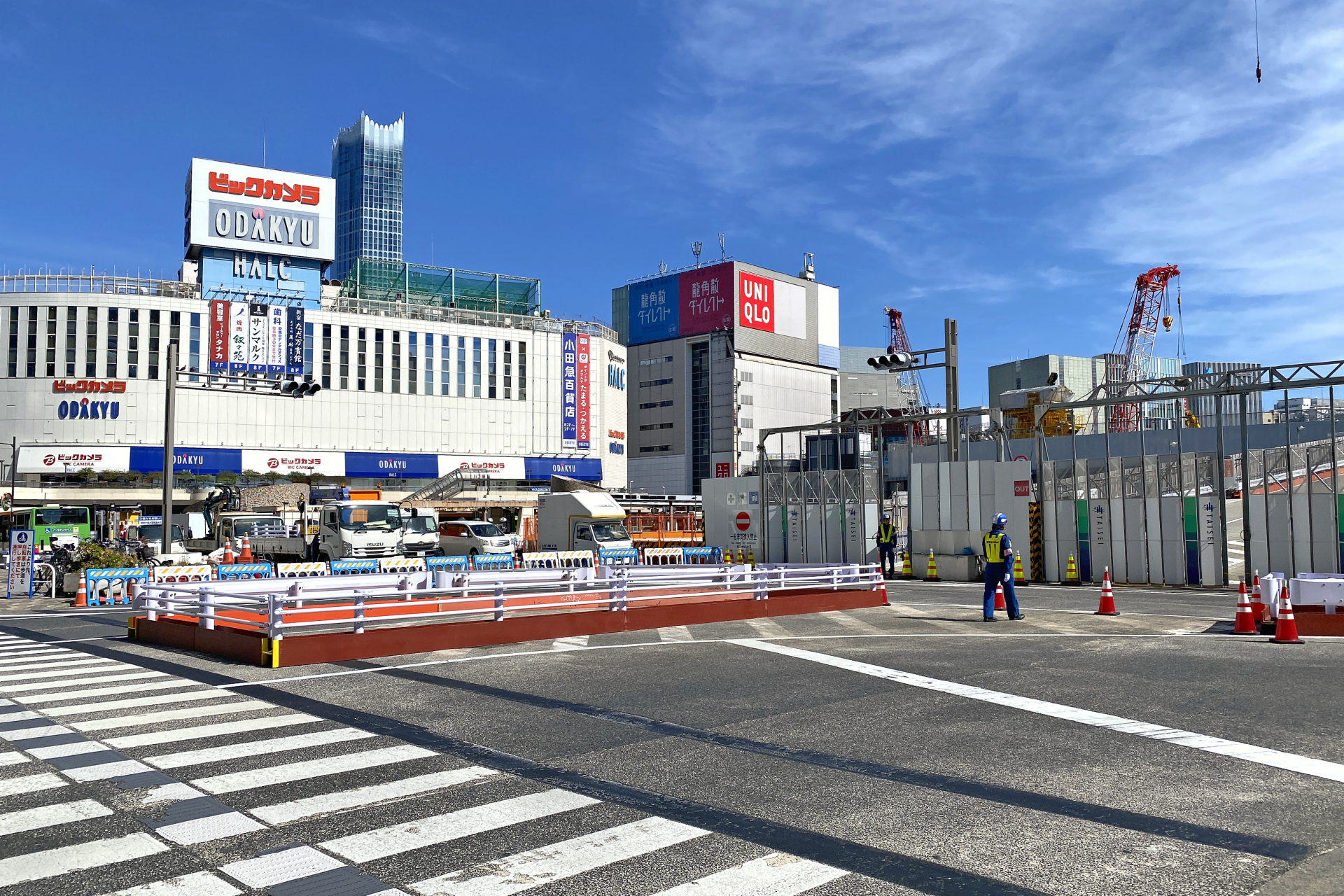 地上を歩いて西新宿へ 導線変更後に小田急の新宿駅西口駅前広場はどうなったのか : Odapedia ～小田急のファンブログ～