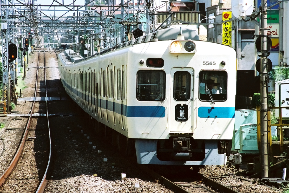 透明レンズが美しかった5000形の5265F : Odapedia ～小田急のファンブログ～