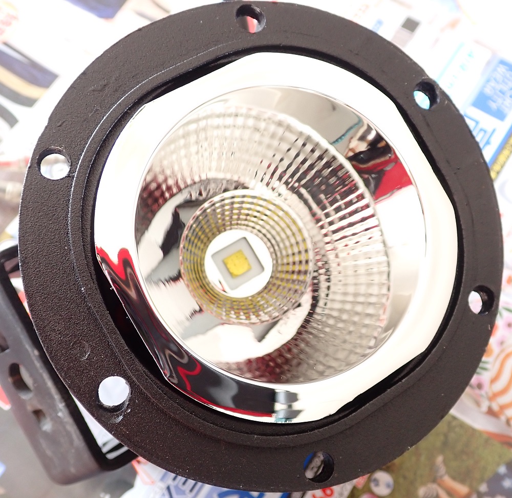 UNI-SHINE ledフォグランプ バイク補助灯を購入し消費電力を測定した : バイクと中国旅行のメモ書き