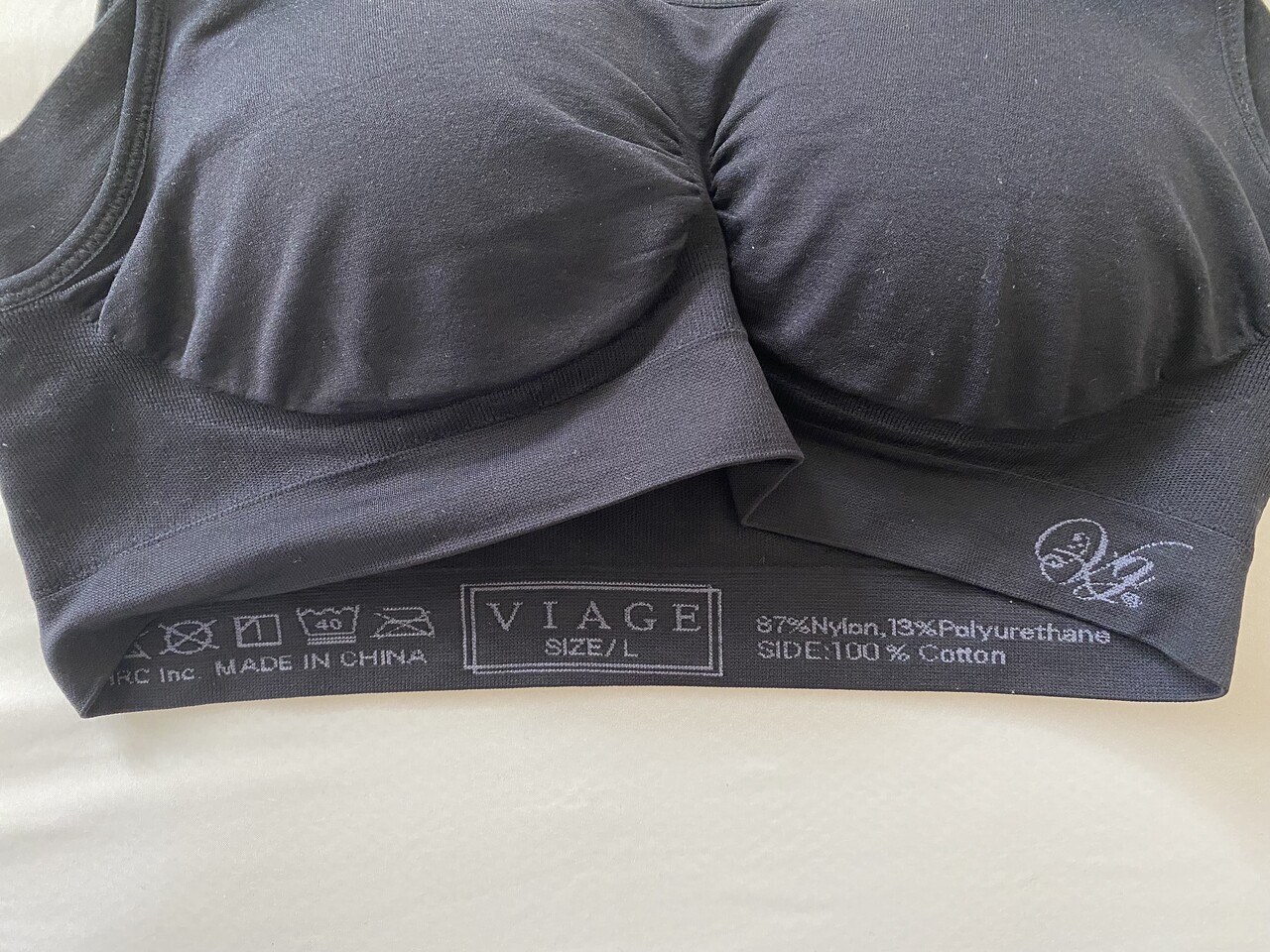 (PR)谷間のできるナイトブラに初めて出会った。VIAGEすごい。【ナイトブラ研究その3】 : ミニマリスト日和 Powered by ライブドアブログ