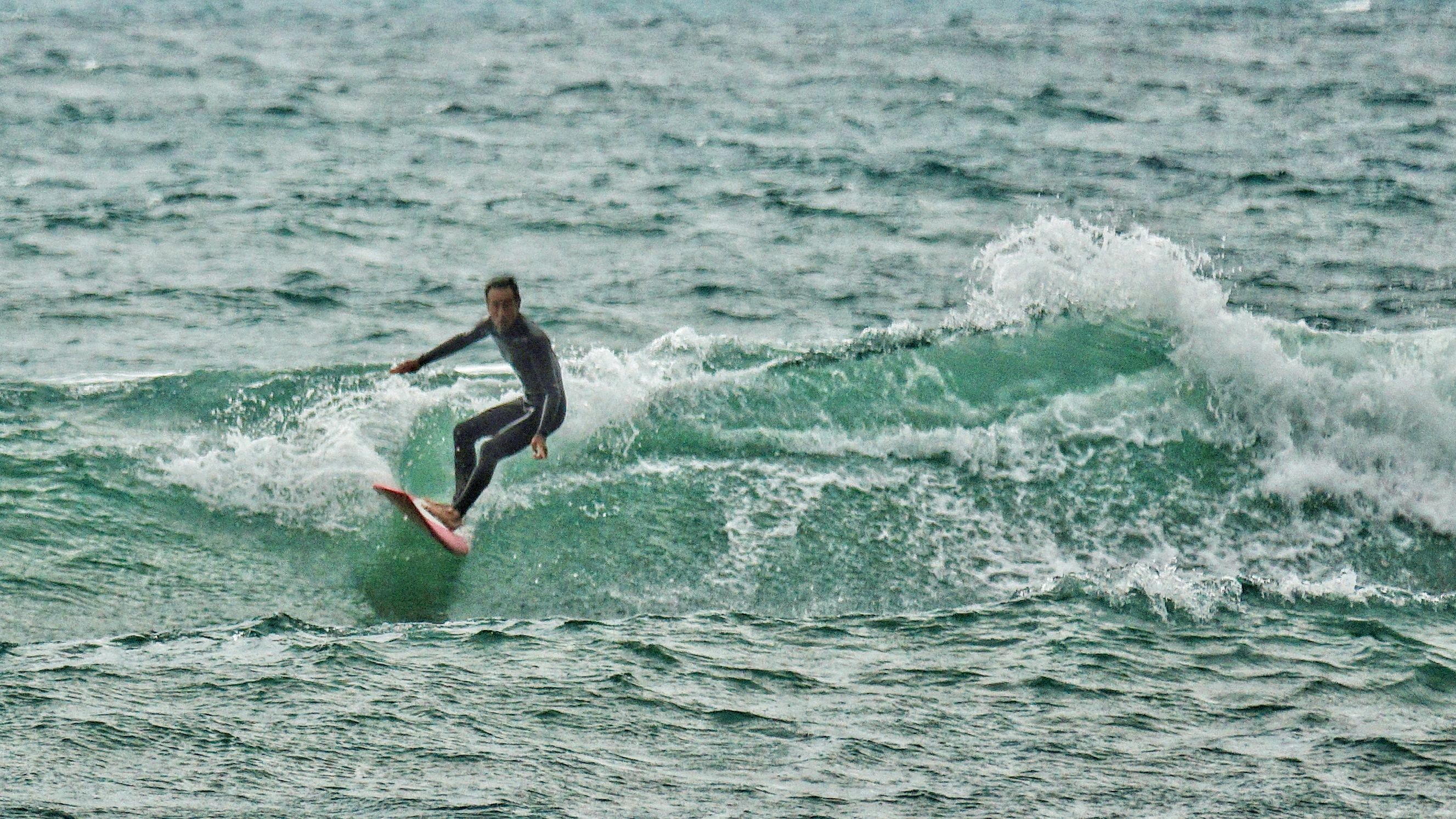20251226 surfing : 小笠原父島お天気カメラ