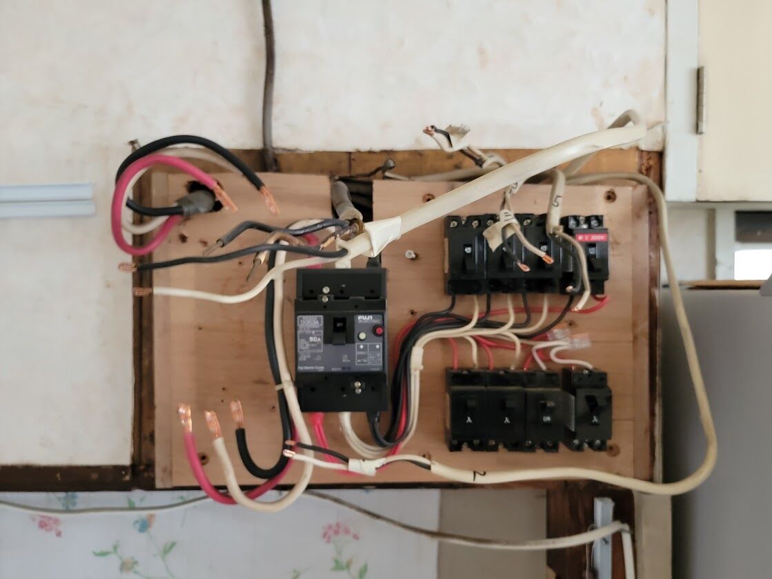 ◇造作分電盤からパナソニック コスモパネルコンパクト21へ交換 ◇造作分電盤からパナソニック コスモパネルコンパクト21へ交換