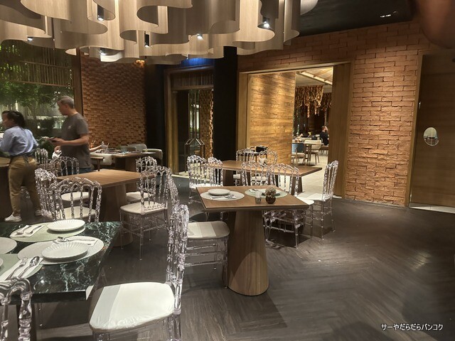 【NAVA Restaurant】 at The Salil Hotel Riverside ～川沿いにある話題の高級タイ料理レストラン ...