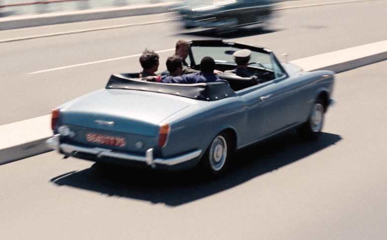 【007シリーズのお約束32】オープンカーに憧れるボンド命さん、うちのオクトパシーを説得できるのか？ : For James Bond 007 ...