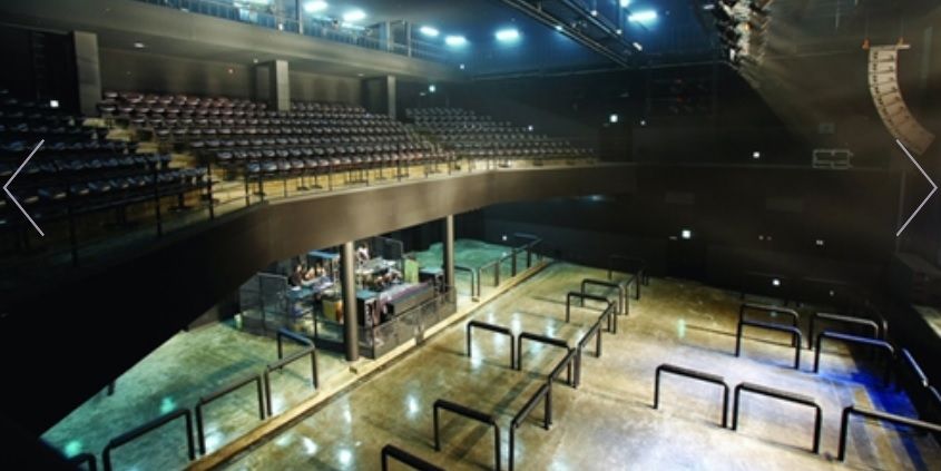 YES24 LIVE HALL(旧AX KOREA)周辺と会場内 : Second Chance