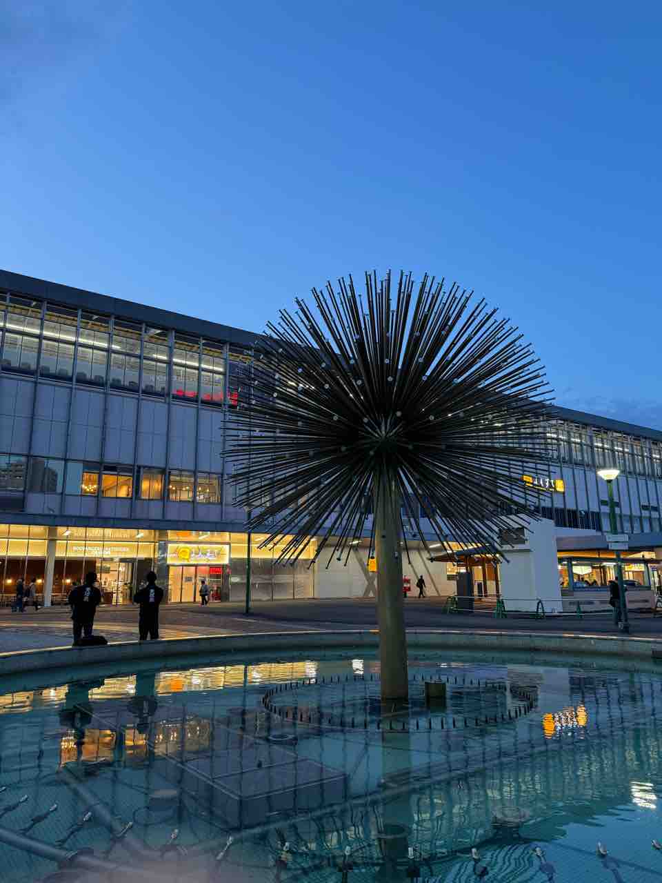 イオンモール岡山 周辺 JR岡山駅前のピーコック噴水、3月末で見納め【岡山市】 : つれづれなるままの岡山駅・「イオンモール岡山」 GPSの周辺から イオン 中心 グローカル 366 GPS aps