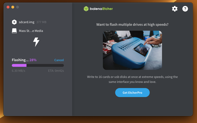 SH-016 CayMac Vintage TashTwenty HD20エミュレータ : 週末 Macintosh Think Different.
