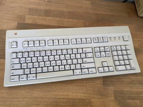 KB-001 Apple Extended Keyboard II 白軸 : 週末 Macintosh Think Different.