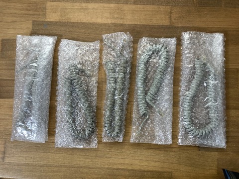 KB-014 4局4芯 キーボードカールコード 128k〜Plus用 : 週末 Macintosh Think Different.