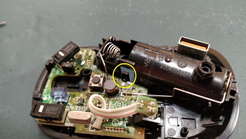 Logicool M235の分解方法、基板の取り外し手順【マウスの分解手順】 : ひまチュンの機械ブログ