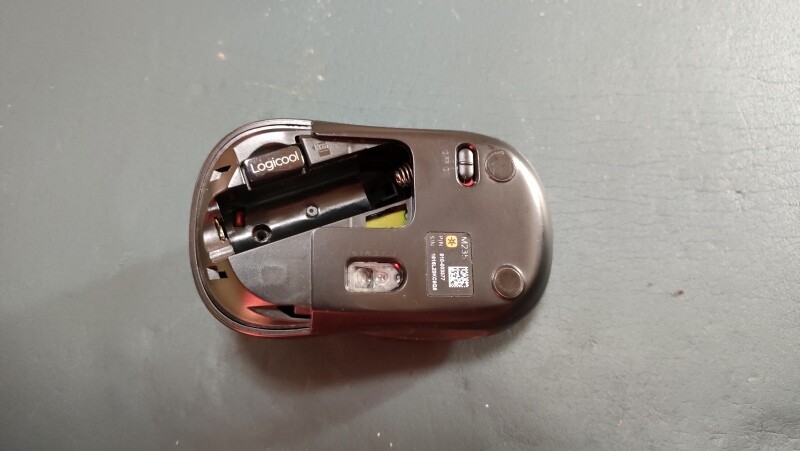 Logicool M235の分解方法、基板の取り外し手順【マウスの分解手順】 : ひまチュンの機械ブログ