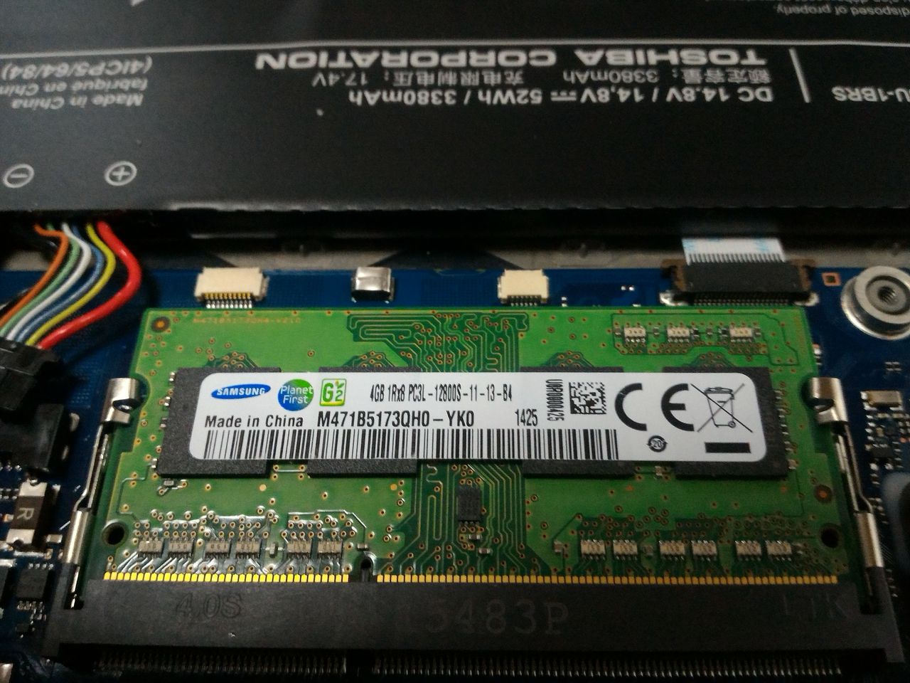 R63/Pの分解丨メモリ増設・CPU清掃(東芝・DynaBook) : ひまチュンの機械ブログ