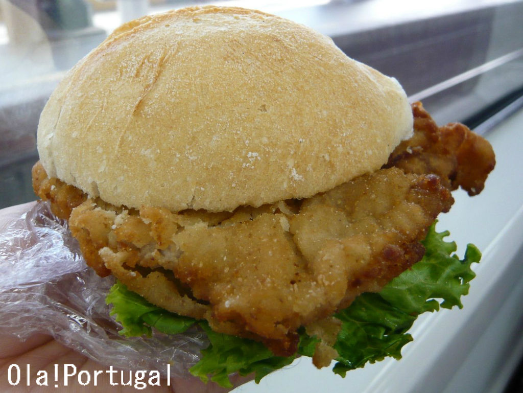 カフェで軽食 ～パン類が美味しいのだ～ : Ola! Portugal 与茂駄（よもだ）とれしゅ ～オラ！ポルトガルのブログ～