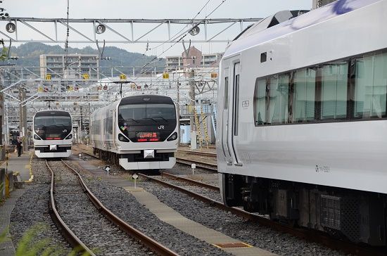 ona3のきままに撮り鉄 : 10月11日撮影 E353系より