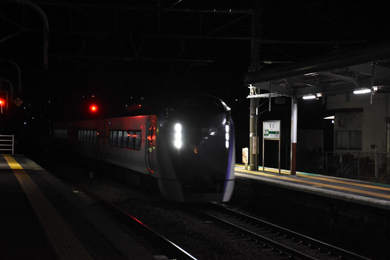 ona3のきままに撮り鉄 : 2月20日撮影 岡谷駅にてE353系特急「信州」の返却回送を撮影より