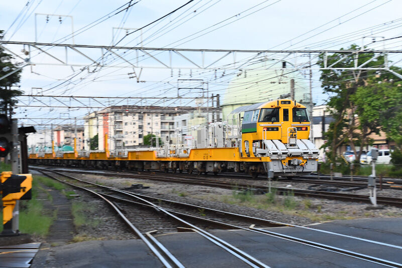 ona3のきままに撮り鉄 : 本日の撮影 南松本にてE195系ロンキヤ長野工臨返却回送より