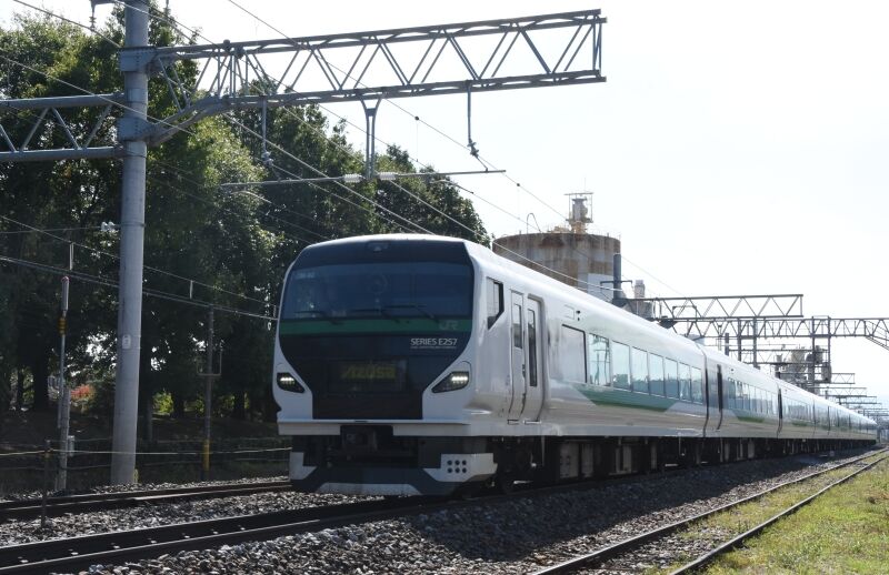 ona3のきままに撮り鉄 : 本日撮影 E257系5000番台による下りの「あずさ」2本より