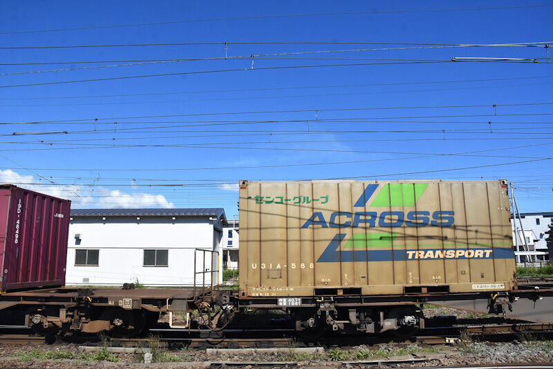 ona3のきままに撮り鉄 : 8月10日撮影 五稜郭にて その9 3051ﾚ DF200－53号機が牽くコンテナ貨物