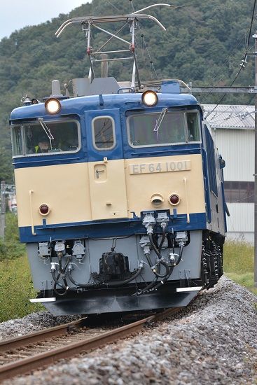 ona3のきままに撮り鉄 : 10月25日撮影 その3 EF64-1001号機(原色)試運転 その2