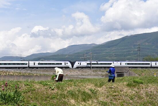 ona3のきままに撮り鉄 : 本日の撮影 中央東線はみどり湖にてE353系「あずさ」より その1