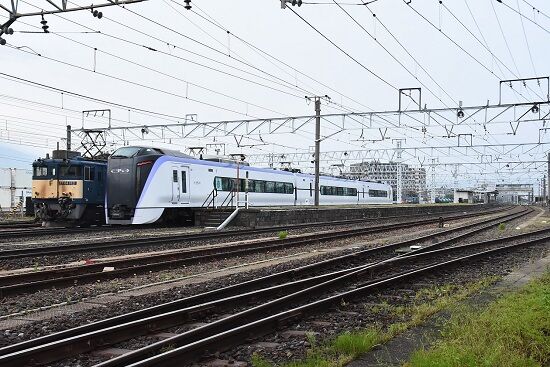 ona3のきままに撮り鉄 : 6月11日撮影 E353系による特急「信州」を撮影 その1