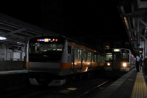 ona3のきままに撮り鉄 : 8月15日撮影 諏訪湖花火臨 応援のE233系H49編成より その2 夜の部