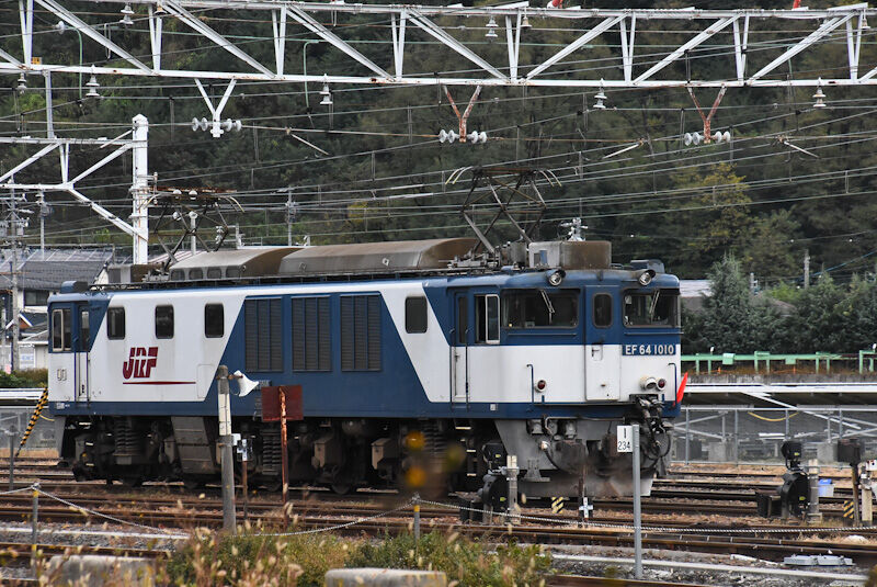 ona3のきままに撮り鉄 : 10月22日撮影 塩尻大門にて、EF64-1010号機ハンドル訓練より