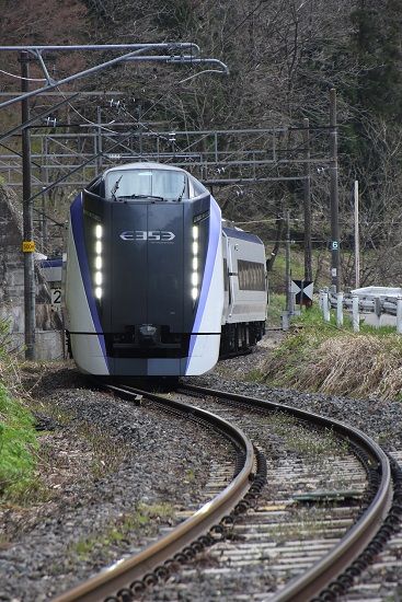 ona3のきままに撮り鉄 : 4月29日撮影 大糸線を撮影 その6 E353系「あずさ」南小谷駅送り込み回送編