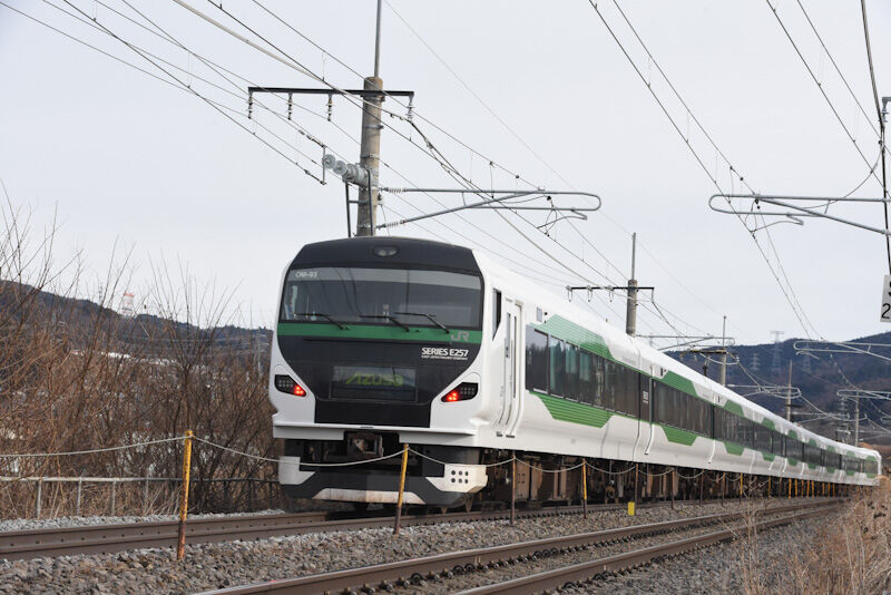 ona3のきままに撮り鉄 : 本日の撮影 E257系5000番台による 臨時「あずさ74号と76号」より