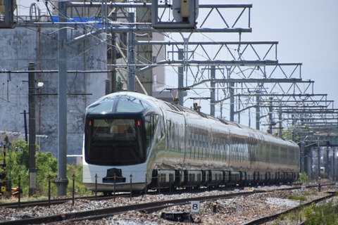 ona3のきままに撮り鉄 : 7月6日撮影 E001系「TRAIN SUITE 四季島」より