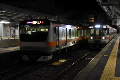 ona3のきままに撮り鉄 : 8月15日撮影 諏訪湖花火臨 応援のE233系H49編成より その2 夜の部