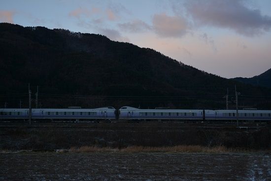 ona3のきままに撮り鉄 : 本日の撮影 E351系を撮る①