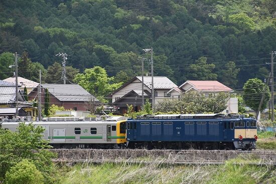 ona3のきままに撮り鉄 : 本日の撮影 みどり湖にてE493系+EF64-37号機の回送より