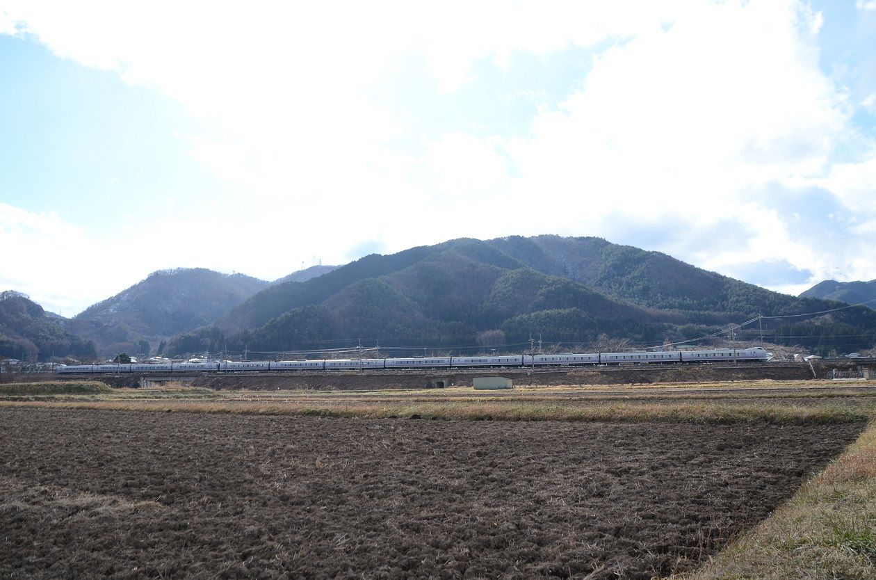 ona3のきままに撮り鉄 : 12月17日撮影 E351系スーパーあずさを撮る③