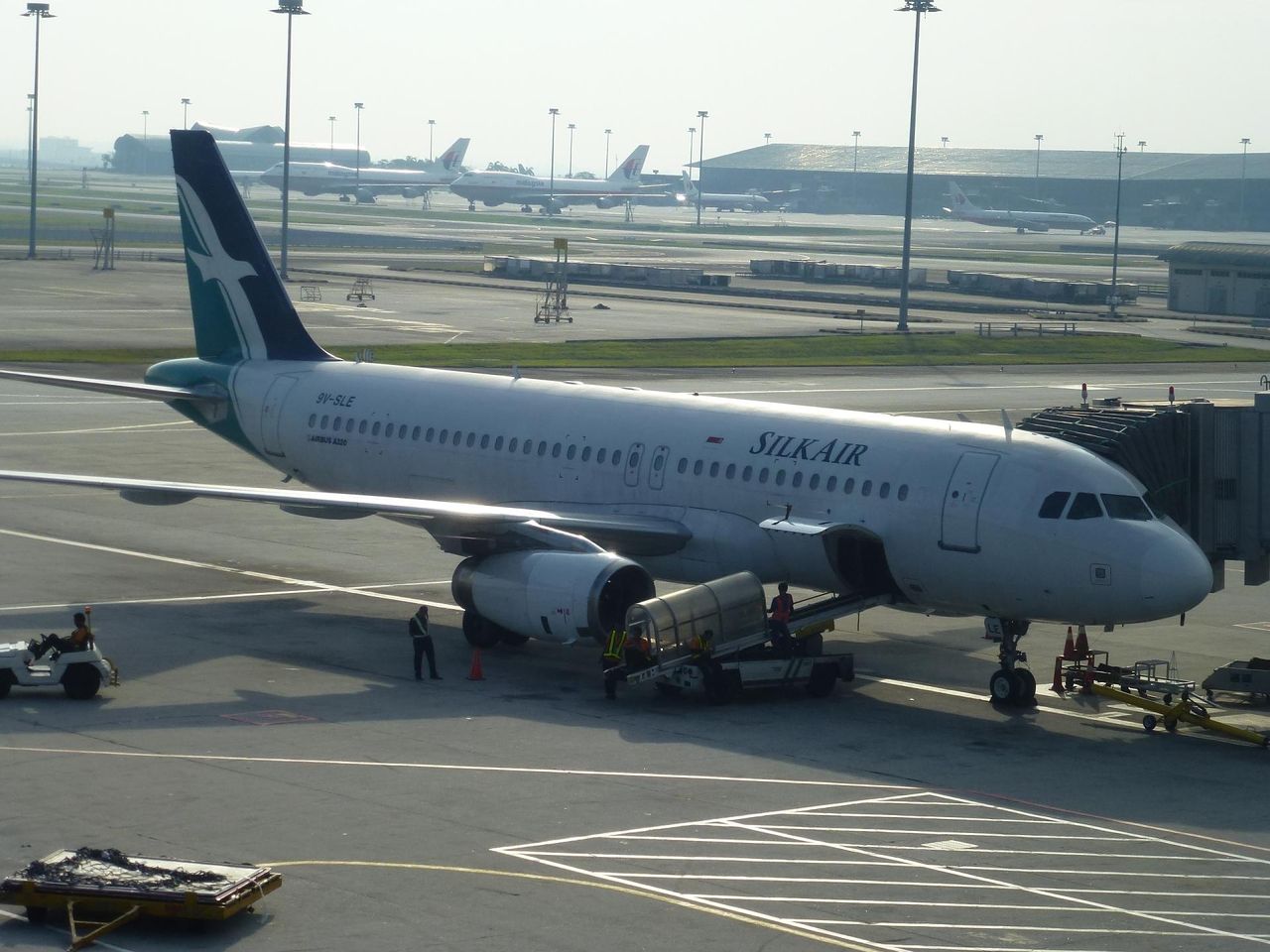 oozorasamuraiのブログ : シンガポール航空三昧その37 SQ616 花恋暦「冷やし炊き合わせ」