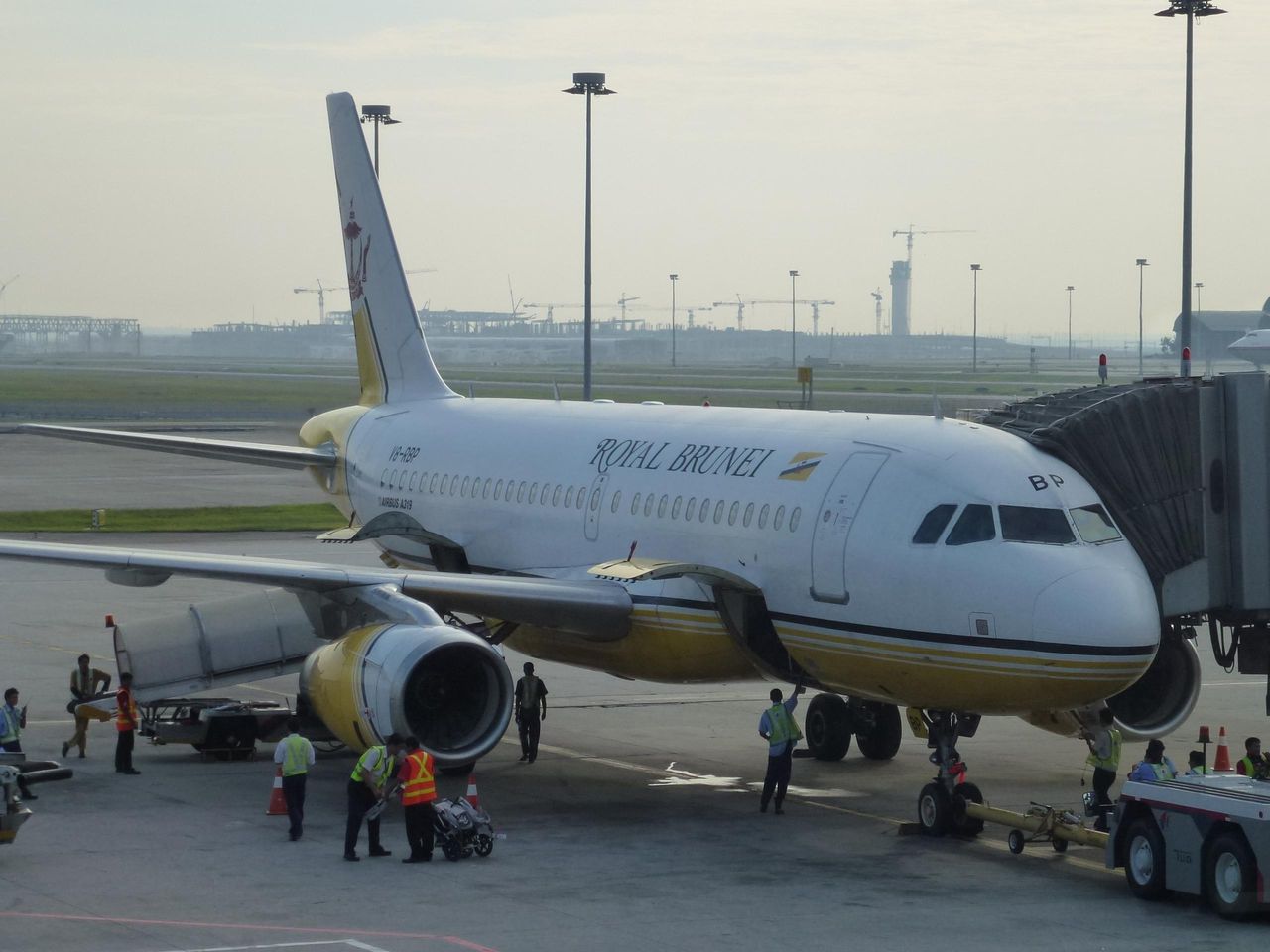 oozorasamuraiのブログ : シンガポール航空三昧その37 SQ616 花恋暦「冷やし炊き合わせ」