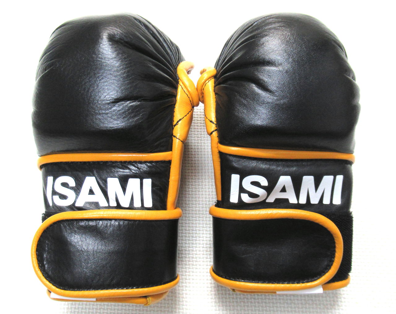 大阪イサミ : IS-756 パウンドグローブの大阪店限定カラー作製致しました☆ - livedoor Blog（ブログ）