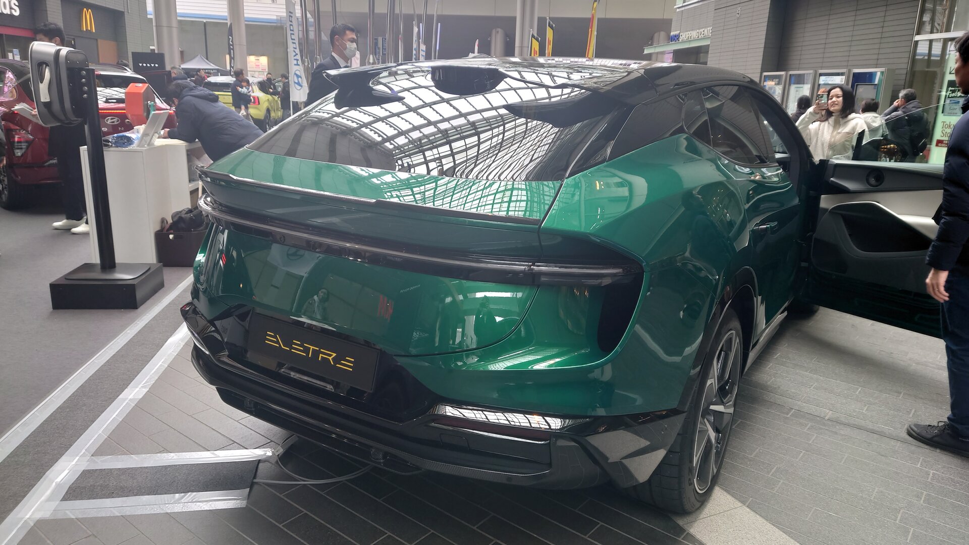 EV:LIFE2024の展示車両紹介(BYD・Volvo・Lotus) : 冴えないSEの日常