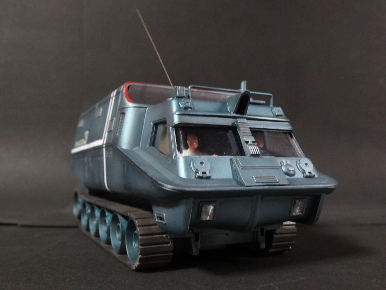 シャドーモービル3号車~謎の円盤UFO~ 1/48モデル製作記 シャドーモービル3号車~謎の円盤UFO~ 1/48モデル製作記
