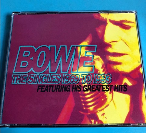 BOWIE THE SINGLES 1969 TO 1993 : THE LIRACLE (バンド)