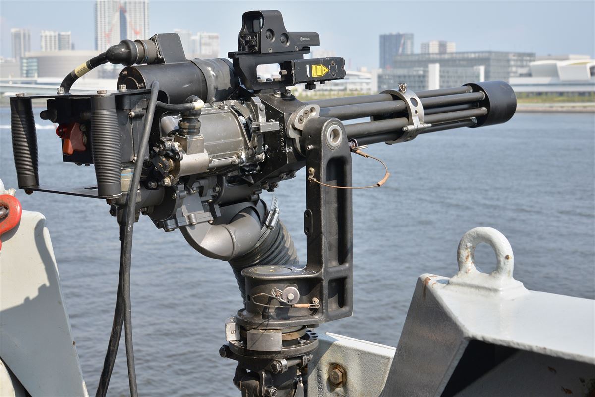 【読者投稿】イギリス海軍ドック型輸送揚陸艦アルビオン : 軍事系まとめブログ