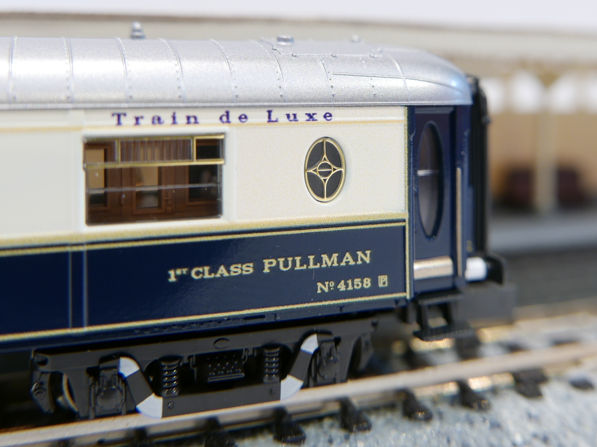 ようこそ熊猫鉄道へ！ ～ぱんこの撮影日記 新館～ : KATO オリエント急行 プルマン4158 箱根ラリック美術館保存車