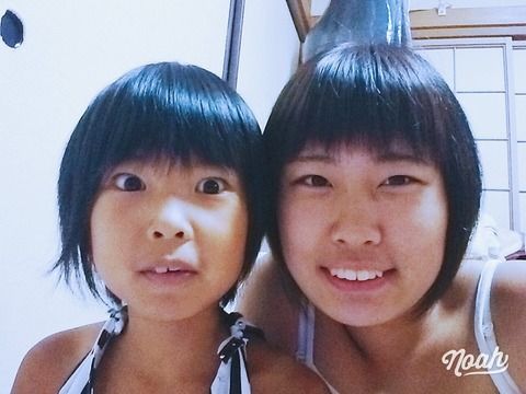 YOUTUBER - JSユーチューバーわかってパンツ見せてる説 : パラデロニュース