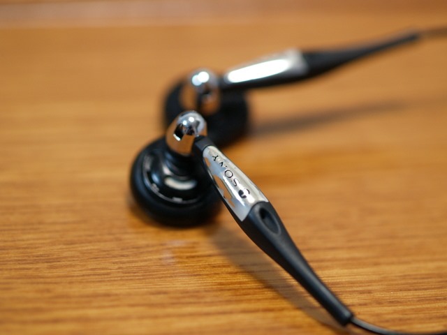 ヘッドフォンが断線しました。（MDR-E888） : 小さいって事は・・・