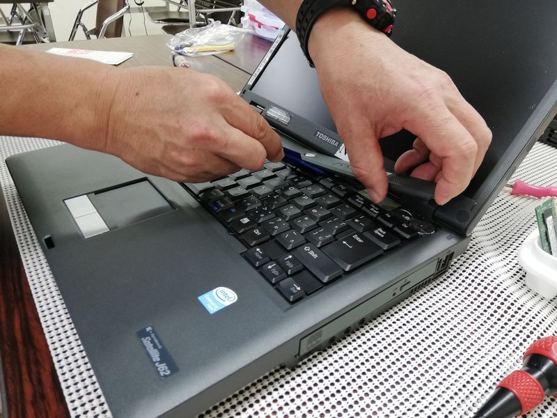 【R5.4.23】CPUのグリス塗替え : パソコンの様々なトラブルを解決します！