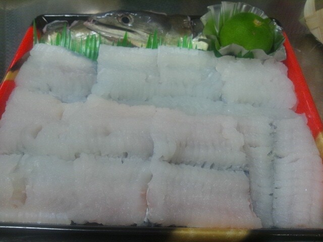 秋の贅沢食材～松茸と鱧のお鍋🍲 : 冥王星へ連れてって